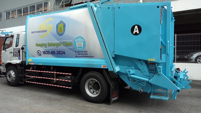 KDEB Waste Management - Lorries Compactors