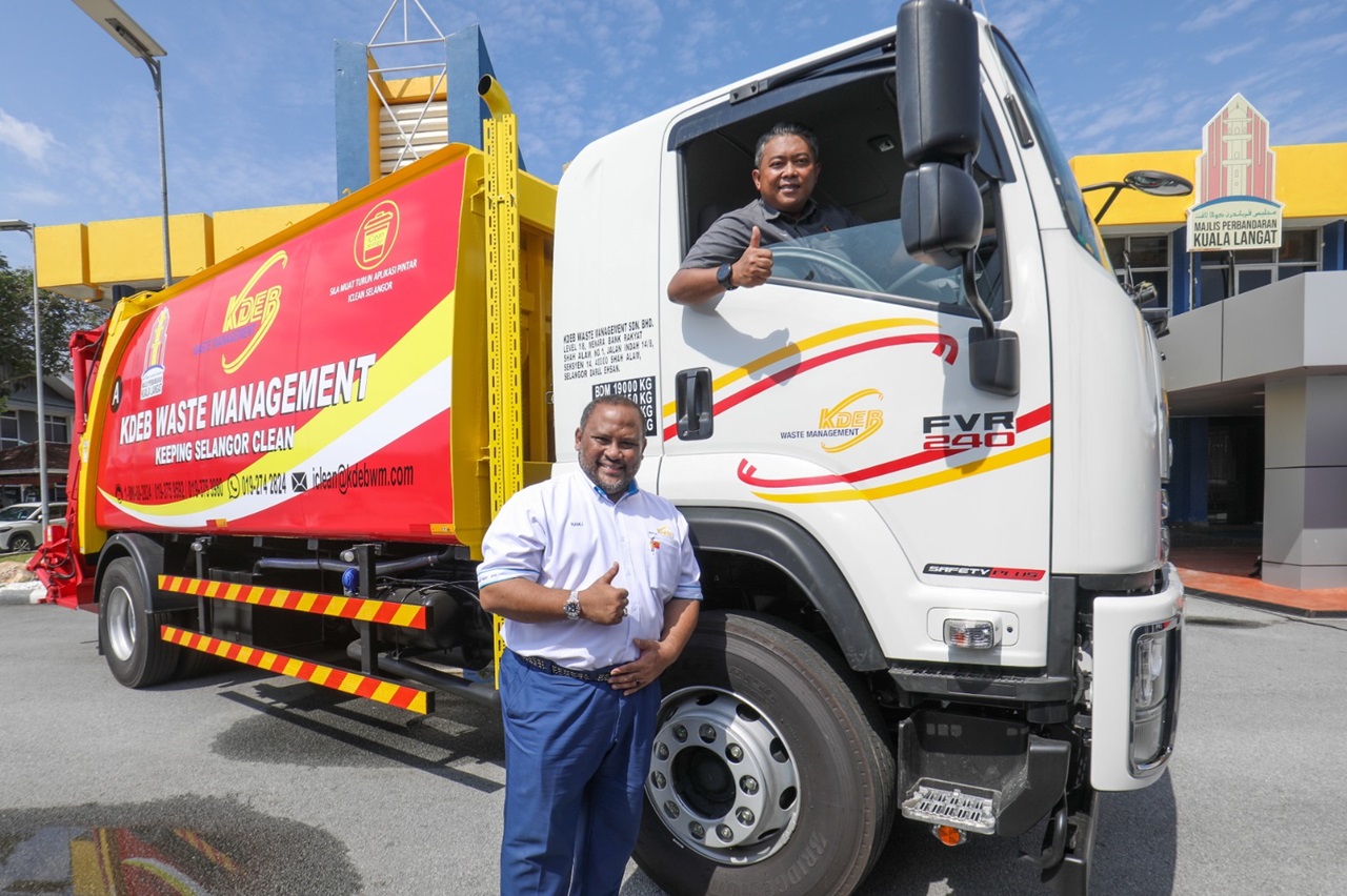 KDEB Waste Management - KDEB Waste Management Rolls Out New Fleet ...