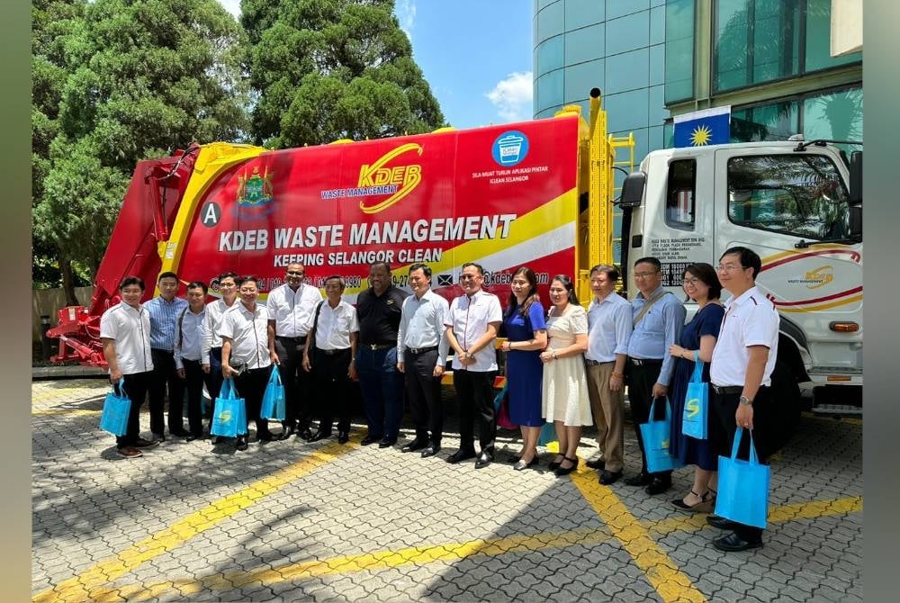 KDEB Waste Management - KDEBWM terima kunjungan delegasi Vietnam