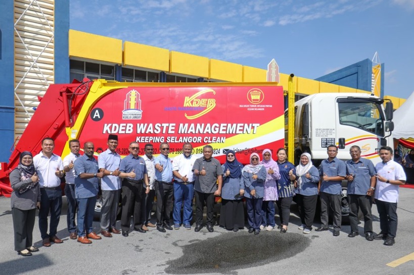 KDEB Waste Management - KDEB Waste Management Rolls Out New Fleet ...