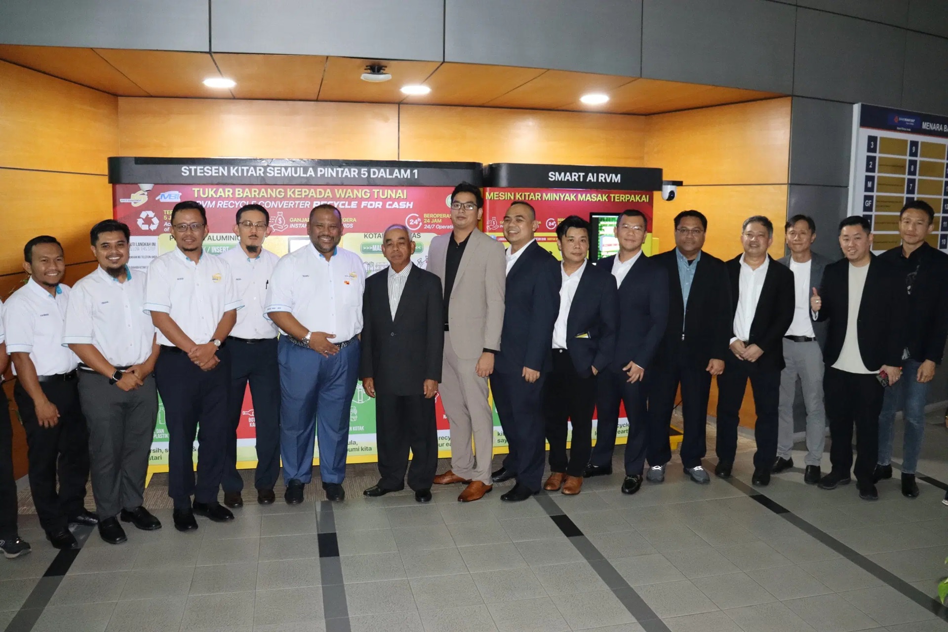 KDEB Waste Management - KDEB Services Launches Malaysia’s First AI-Powered 5-in-1 Recycling Machine