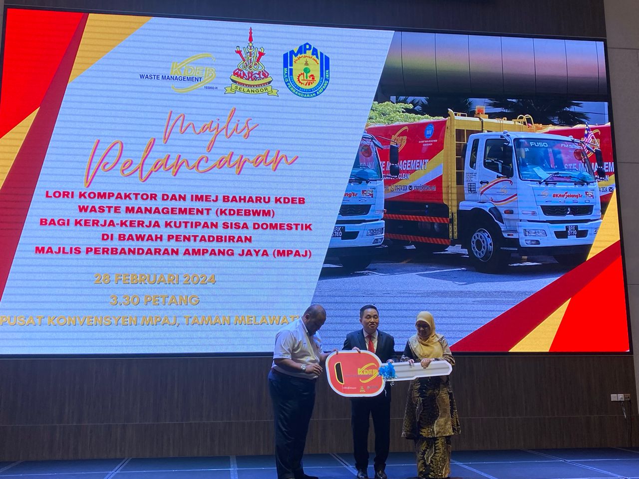 KDEB Waste Management - MAJLIS PELANCARAN KOMPAKTOR DAN IMEJ BAHARU ... KDEB Waste Management - MAJLIS PELANCARAN KOMPAKTOR DAN IMEJ BAHARU ...