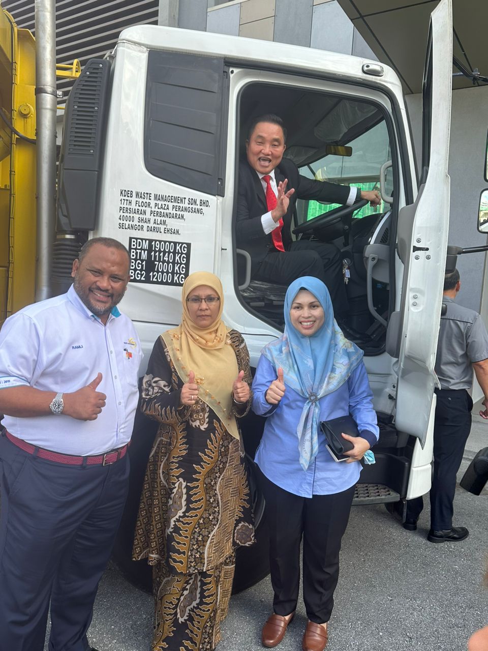 KDEB Waste Management - MAJLIS PELANCARAN KOMPAKTOR DAN IMEJ BAHARU ...