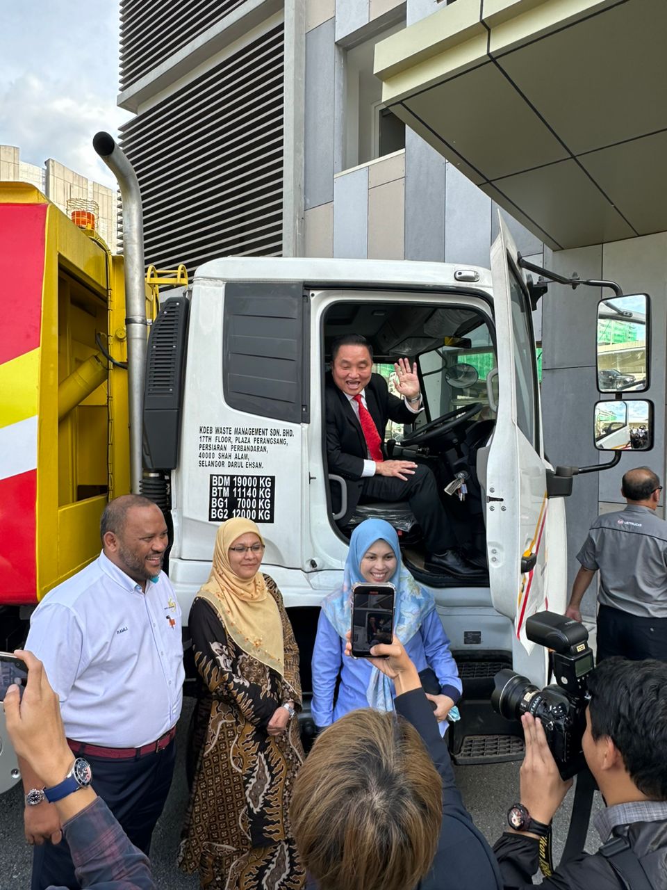 KDEB Waste Management - MAJLIS PELANCARAN KOMPAKTOR DAN IMEJ BAHARU ... KDEB Waste Management - MAJLIS PELANCARAN KOMPAKTOR DAN IMEJ BAHARU ...