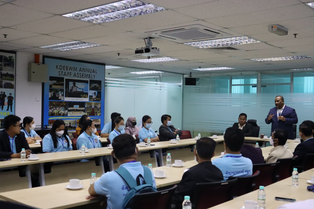 KDEB Waste Management - VISIT BY CAMBODIAN MBA STUDENTS