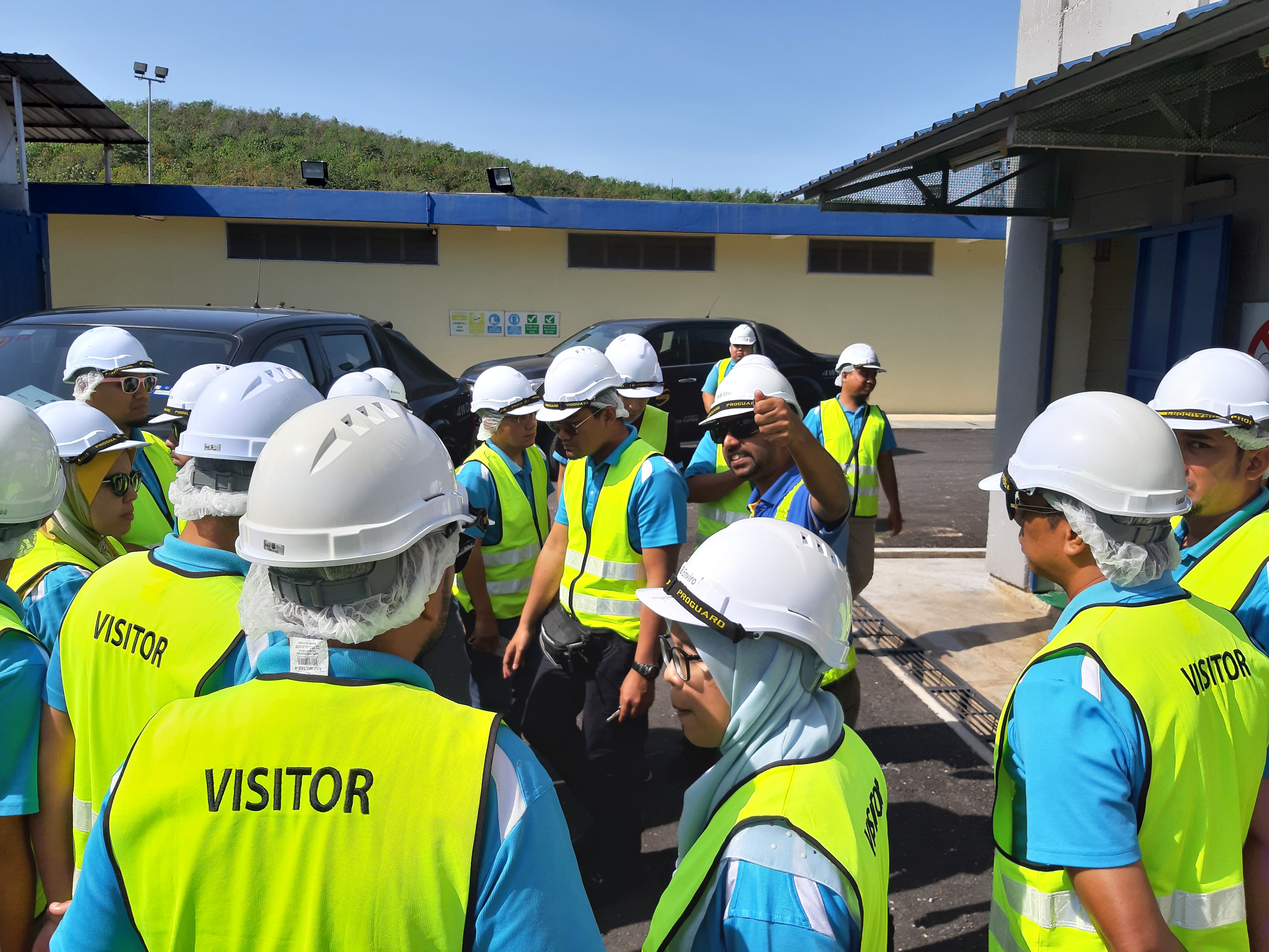 KDEB Waste Management - EDUCATIONAL VISIT TO BUKIT TAGAR SANITARY LANDFIL