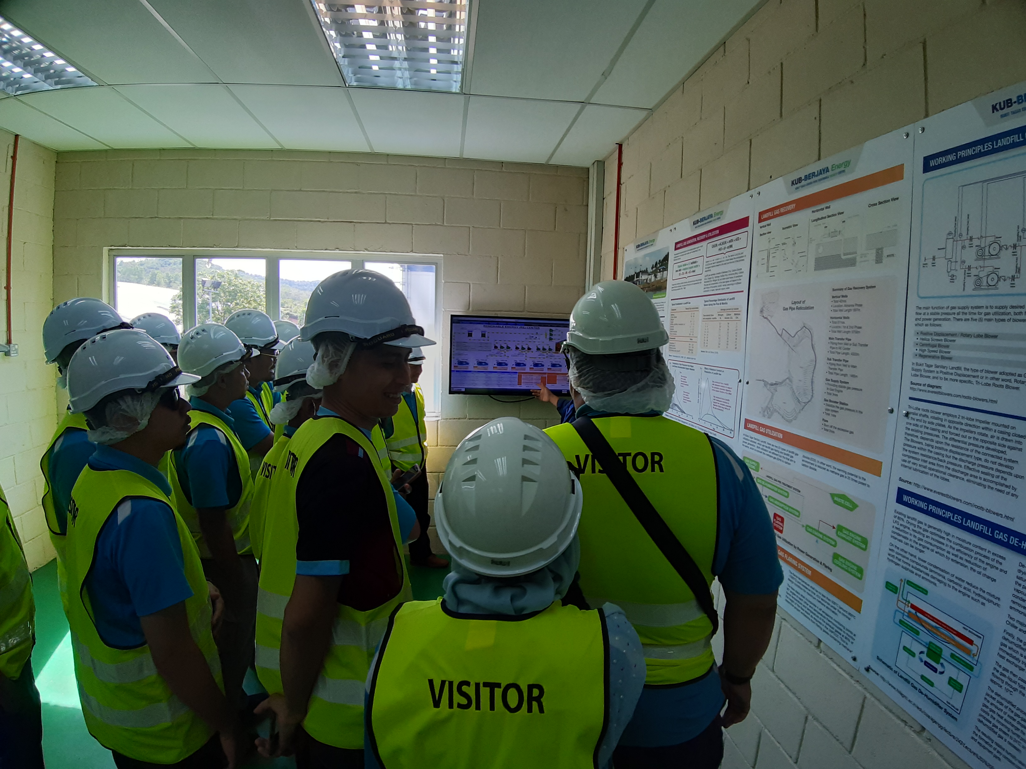 KDEB Waste Management - EDUCATIONAL VISIT TO BUKIT TAGAR SANITARY LANDFIL