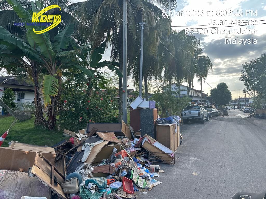 KDEB Waste Management - MISI BANTUAN PEMBERSIHAN PASCA BANJIR JOHOR