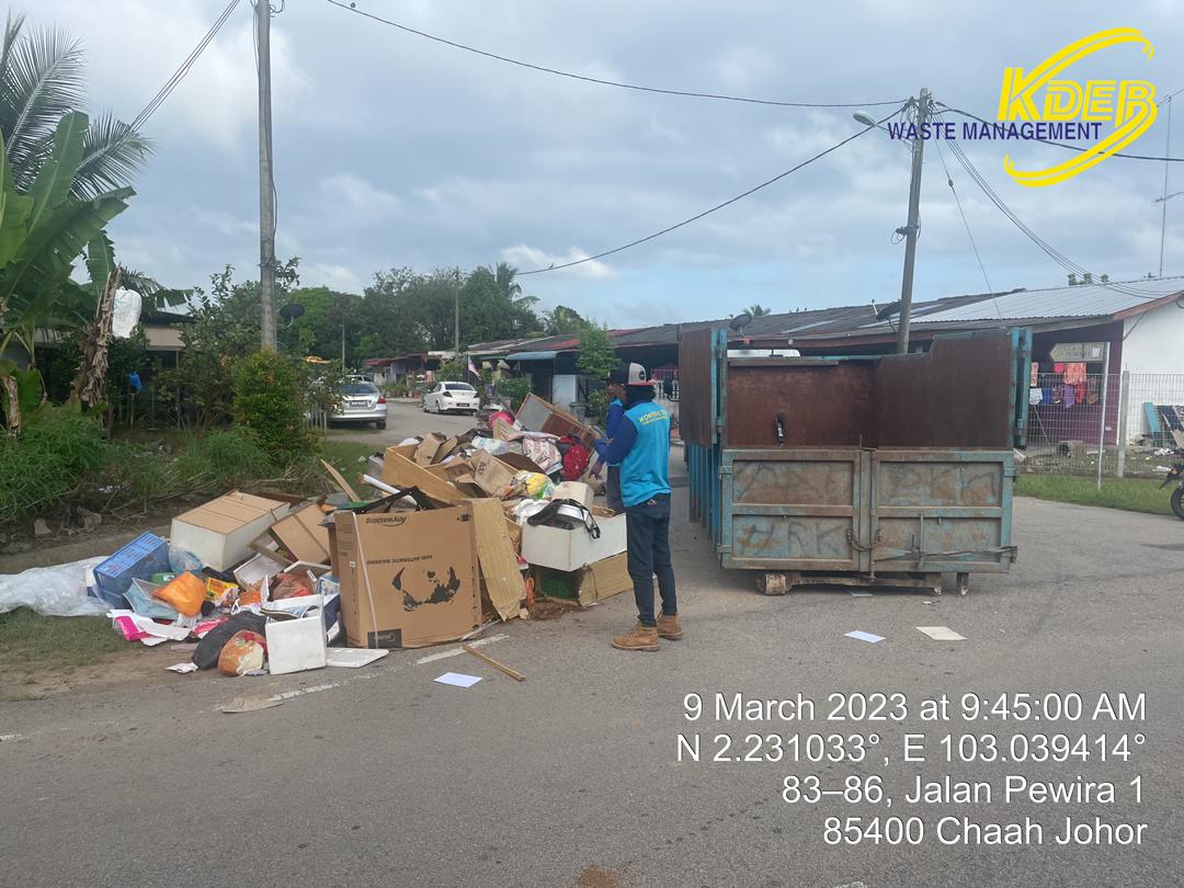 KDEB Waste Management - MISI BANTUAN PEMBERSIHAN PASCA BANJIR JOHOR