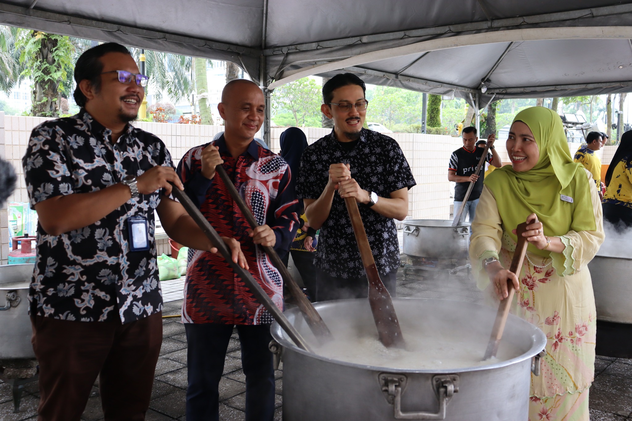 KDEB Waste Management - PROGRAM BUBUR LAMBUK 2025: KDEBWM, LHDN & KPSB