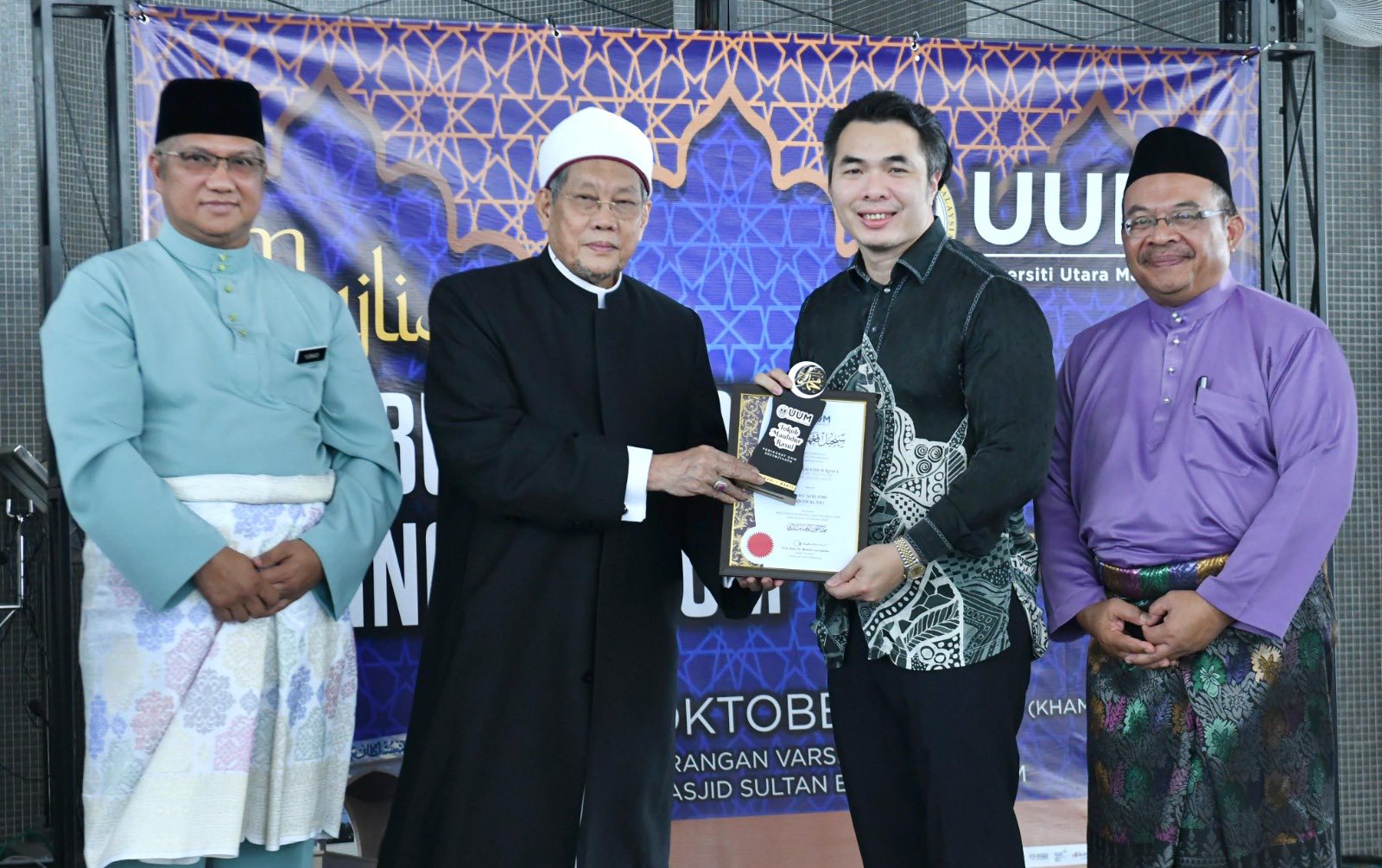 KDEB Waste Management - Ramli Mohd Tahir Dinobat Tokoh Maulidur Rasul ...